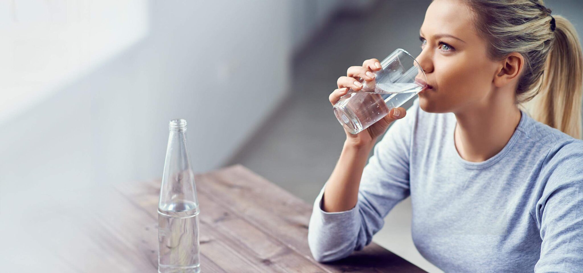 10 Signs You’re Not Drinking Enough Water | On Take Water